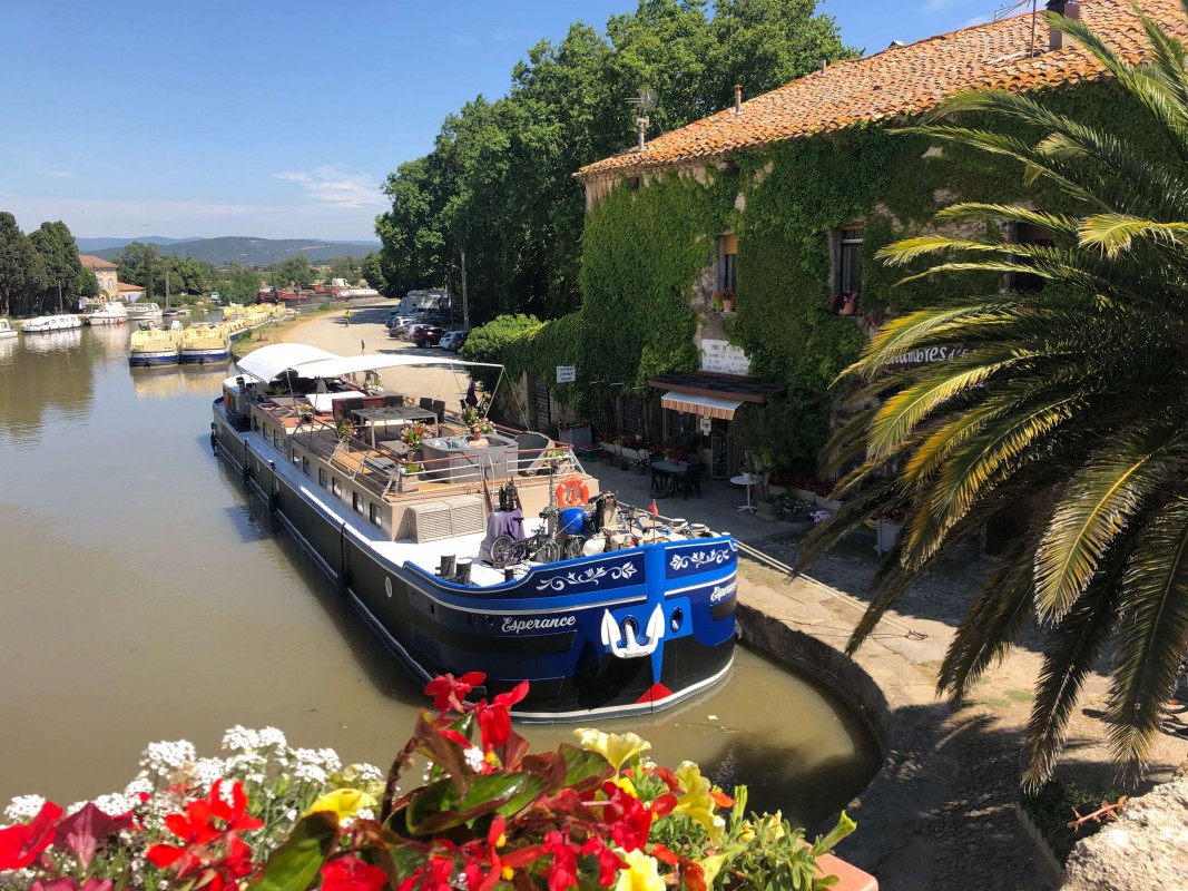 Réservez une croisière fluviale à : Peniche Barge Esperance Canal du Midi